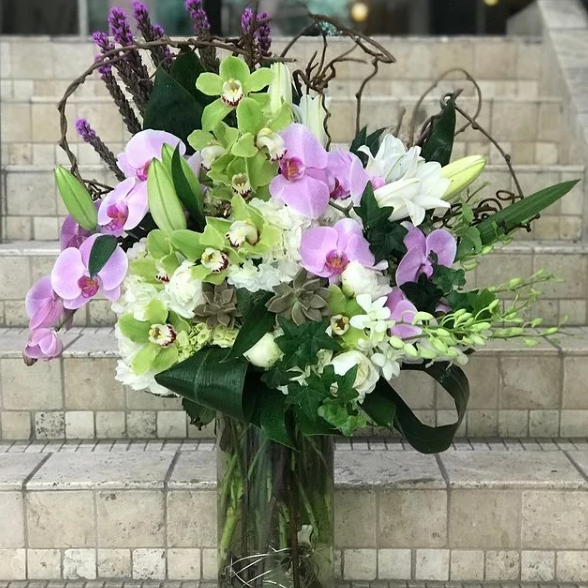 Glorious Disposition - Miami Flower Delivery - The Blonde Tulip